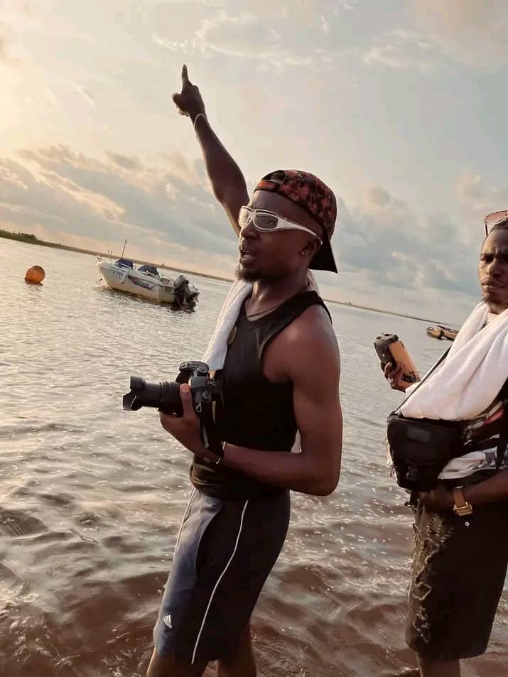 Cameroun : À 21 ans, Atangana Jean Denis lance C-EMS, un studio destiné ...